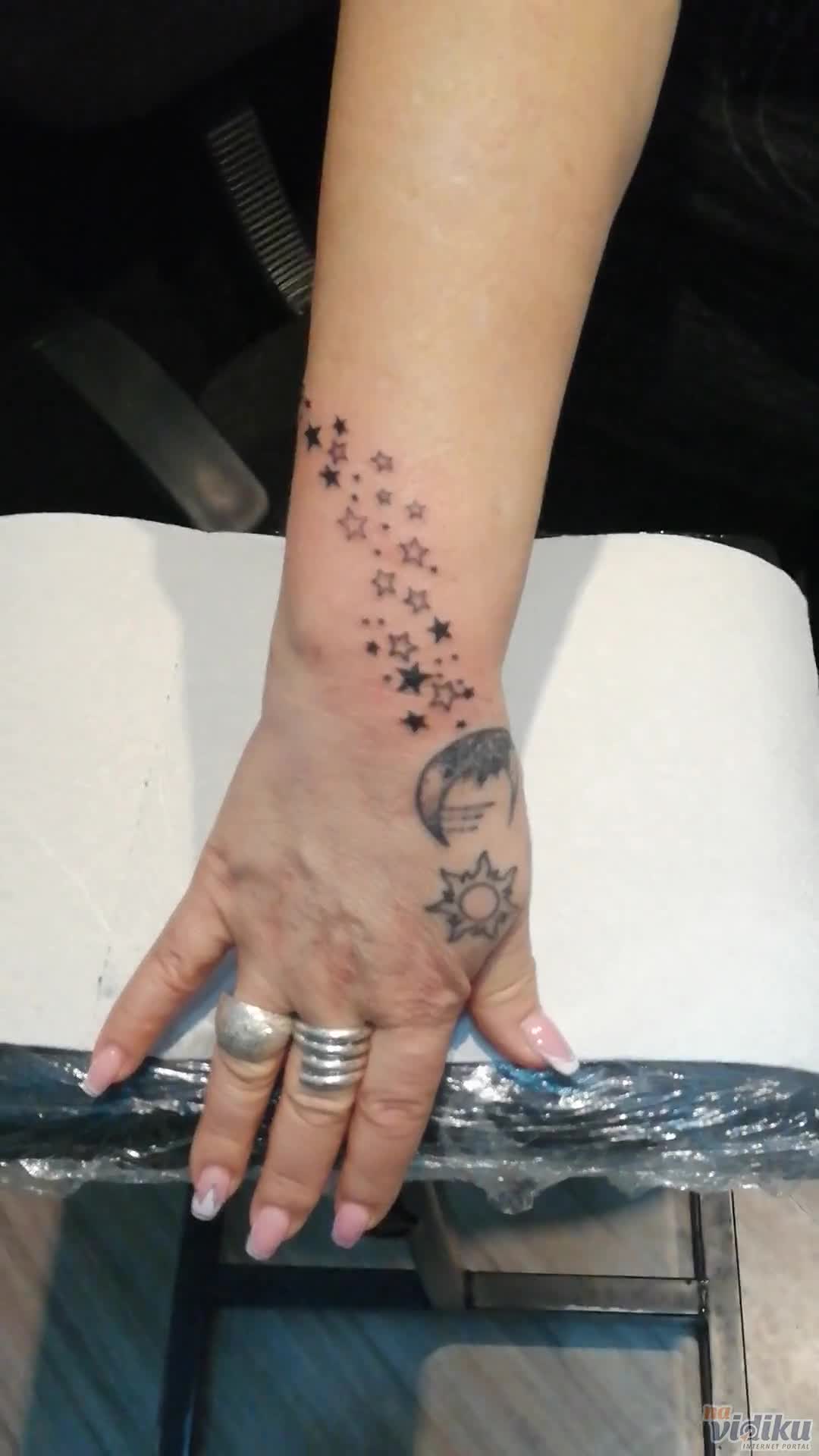 video tetovaza slova Veles tattoo Novi Sad - Veles tattoo, Novi Sad