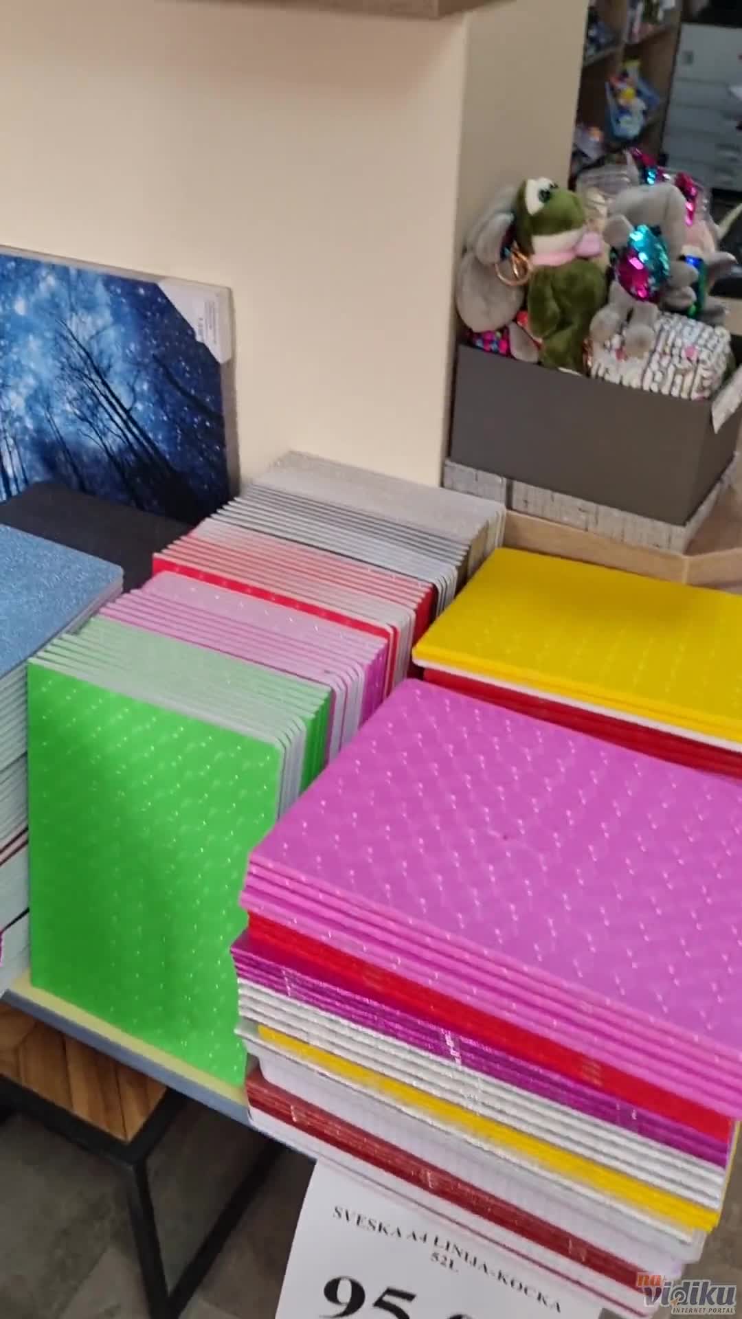 video Sveska gliter A4 linije/kocka, Cena - SUN & BOOK knjižara i gift ...